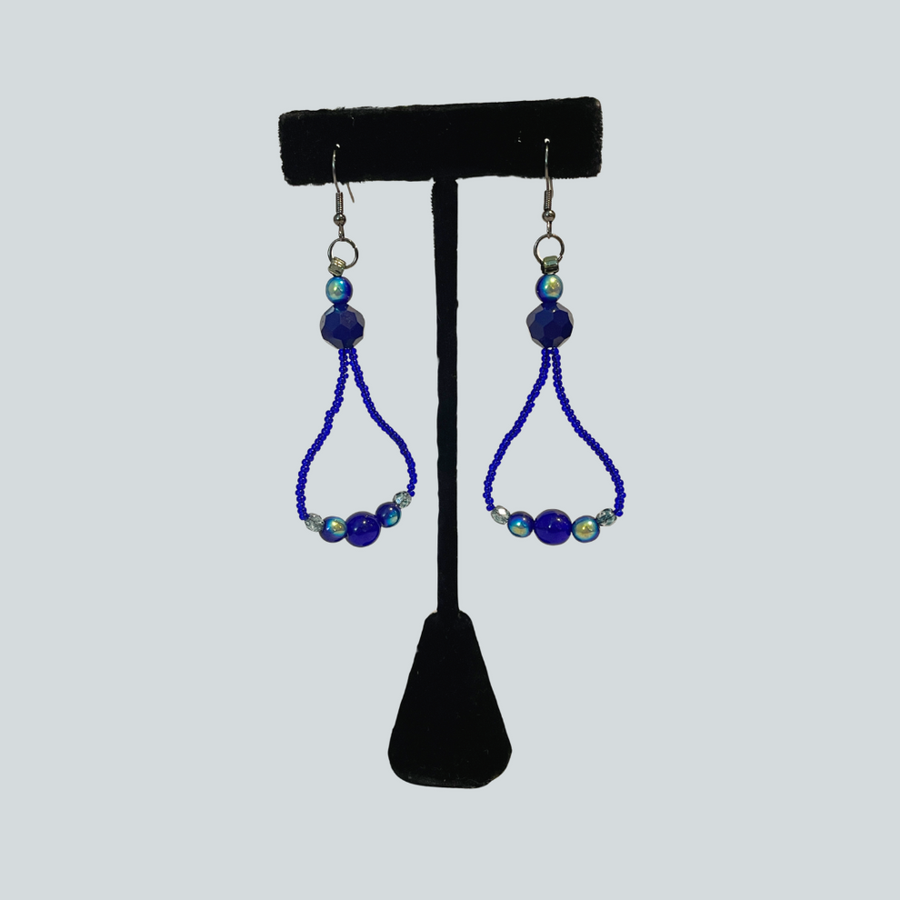 Beaded Loop Earrings – alutiiqmuseum